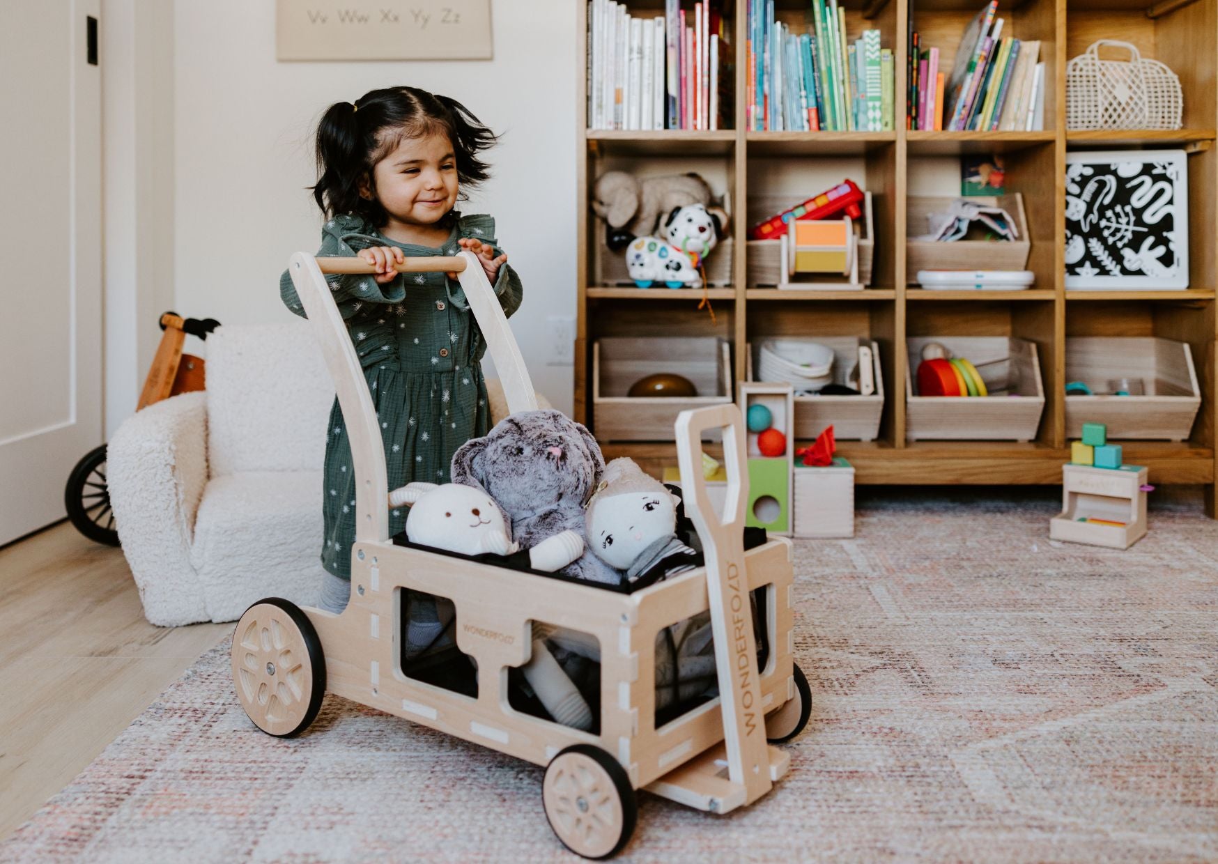 Which to choose: Stroller Wagon or Double Pushchair? – Wonderfold Wagon